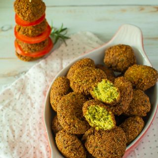 Falafel, chifteluțe de post din năut | Bucate Aromate