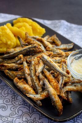 Hamsii prăjite ca la mare. Dar mai bune! | Bucate Aromate