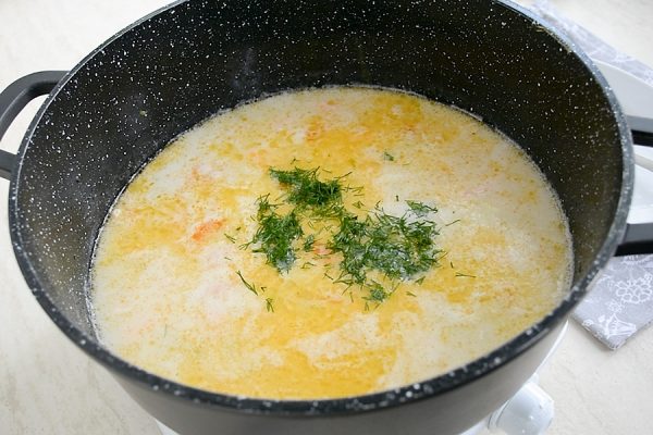 Supă finlandeză de somon (Lohikeitto) | Bucate Aromate