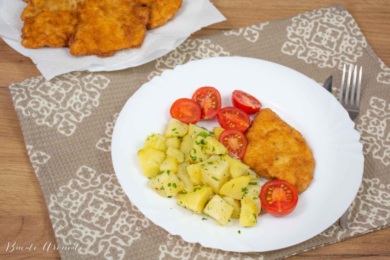 Șnițel de pui cu pesmet - rețeta simplă de șnițel pane | Bucate Aromate
