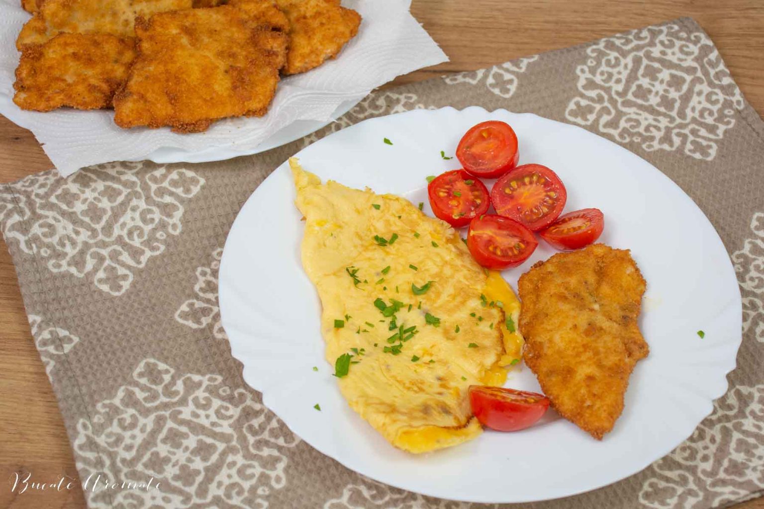 Șnițel de pui cu pesmet - rețeta simplă de șnițel pane | Bucate Aromate