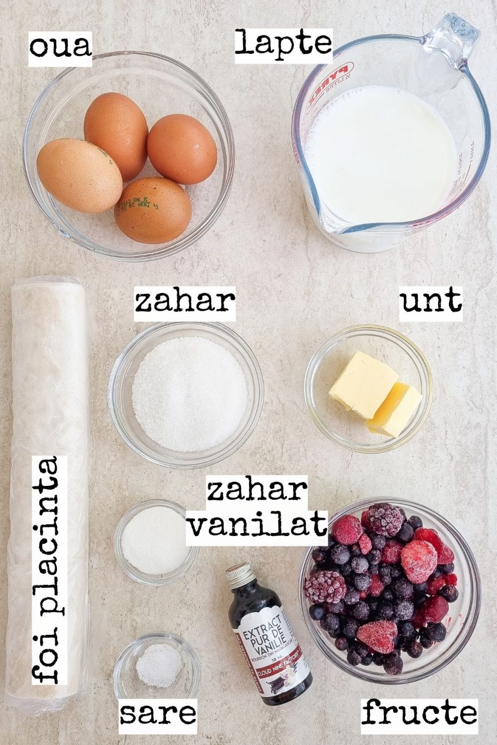 Plăcintă cu lapte, vanilie și fructe de pădure | Bucate Aromate