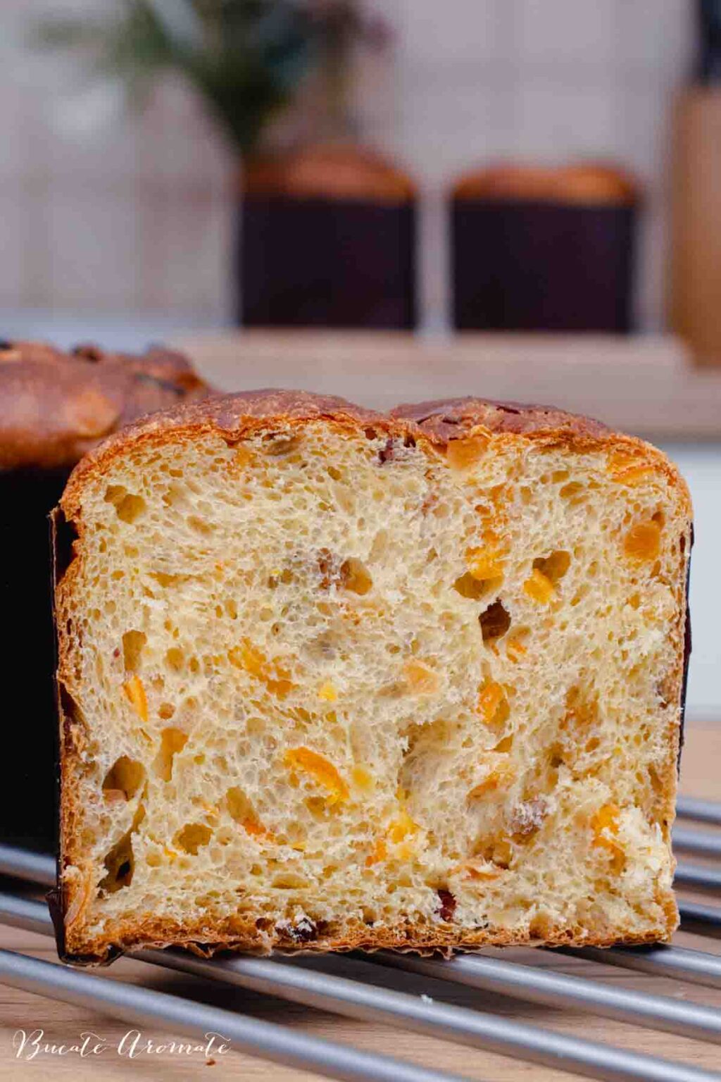 Panettone cu fructe uscate – rețeta autentică cu poolish pentru un gust ...