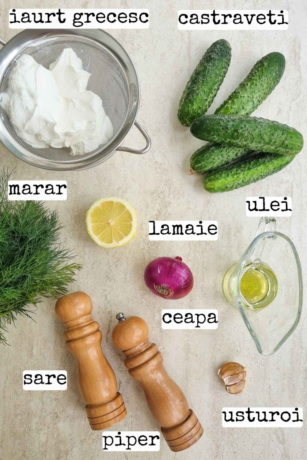 Salată de castraveți cu iaurt grecesc și mărar – rețeta perfectă de ...